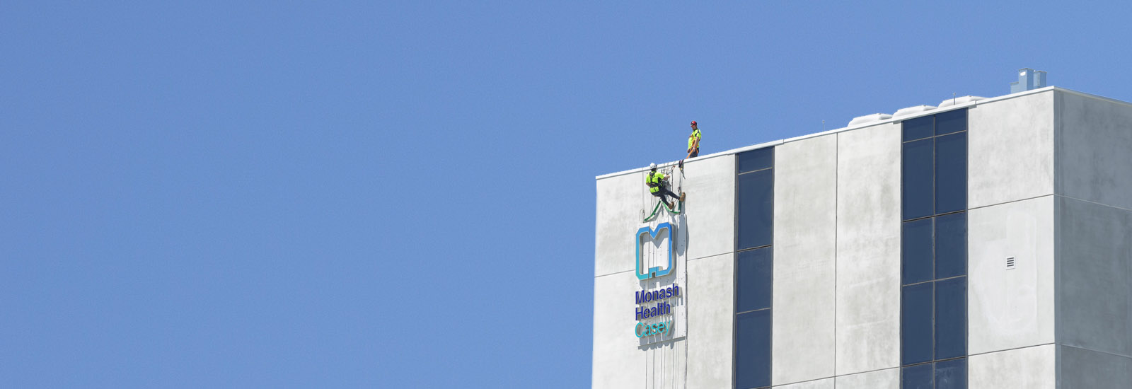 Signage goes up on Casey Hospital’s landmark tower | VHBA
